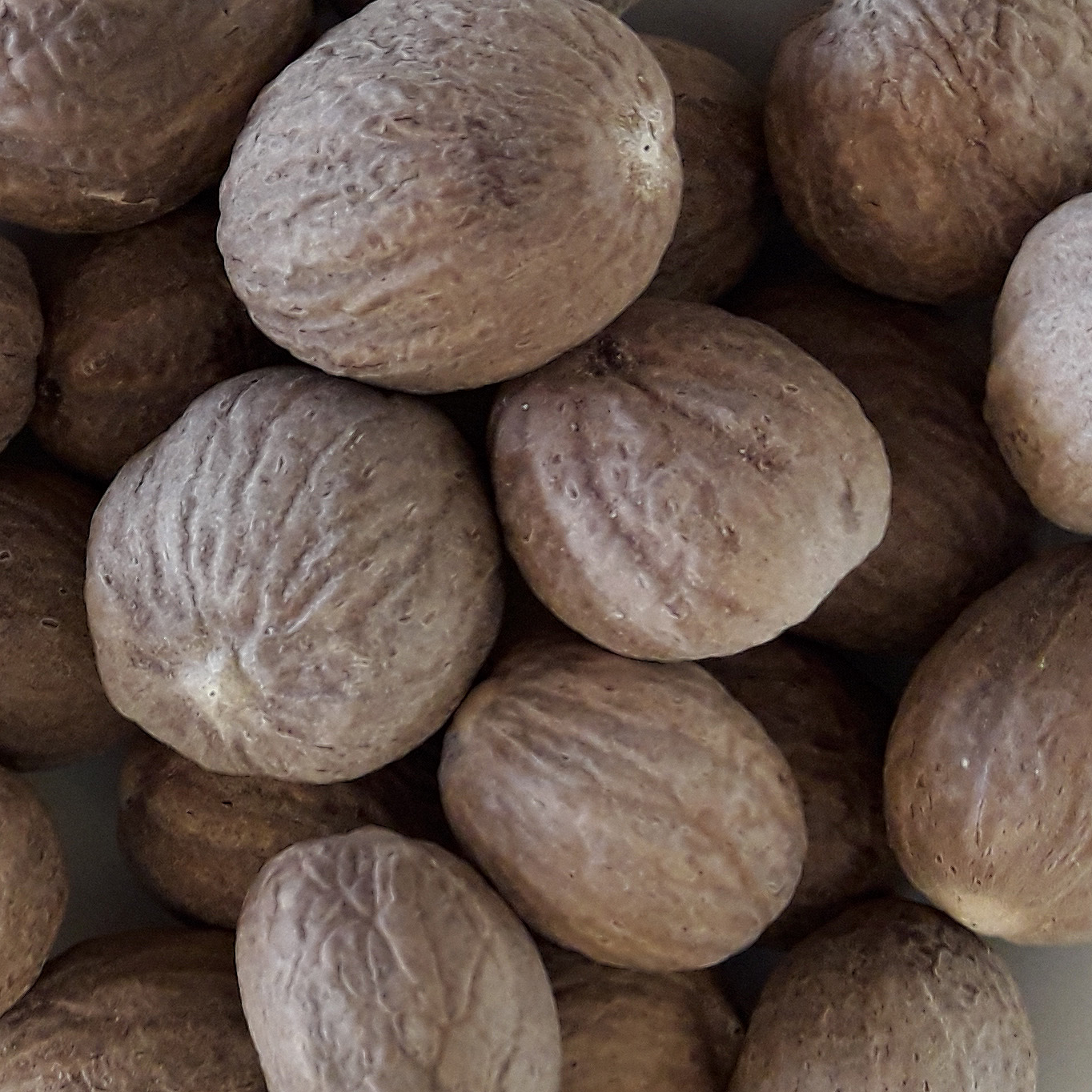 NUEZ MOSCADA ENTERA 300g [15-1022M] : SOC Chef - Productor y Recolector ...